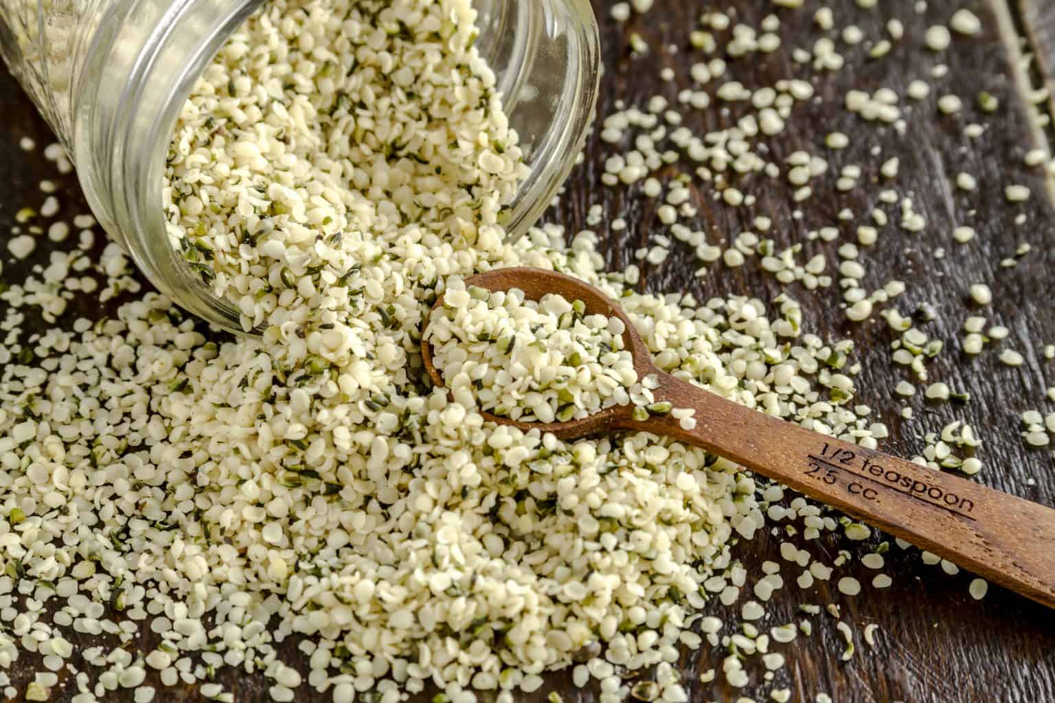 How to Use Hemp Seeds in Smoothies - I Live for Greens