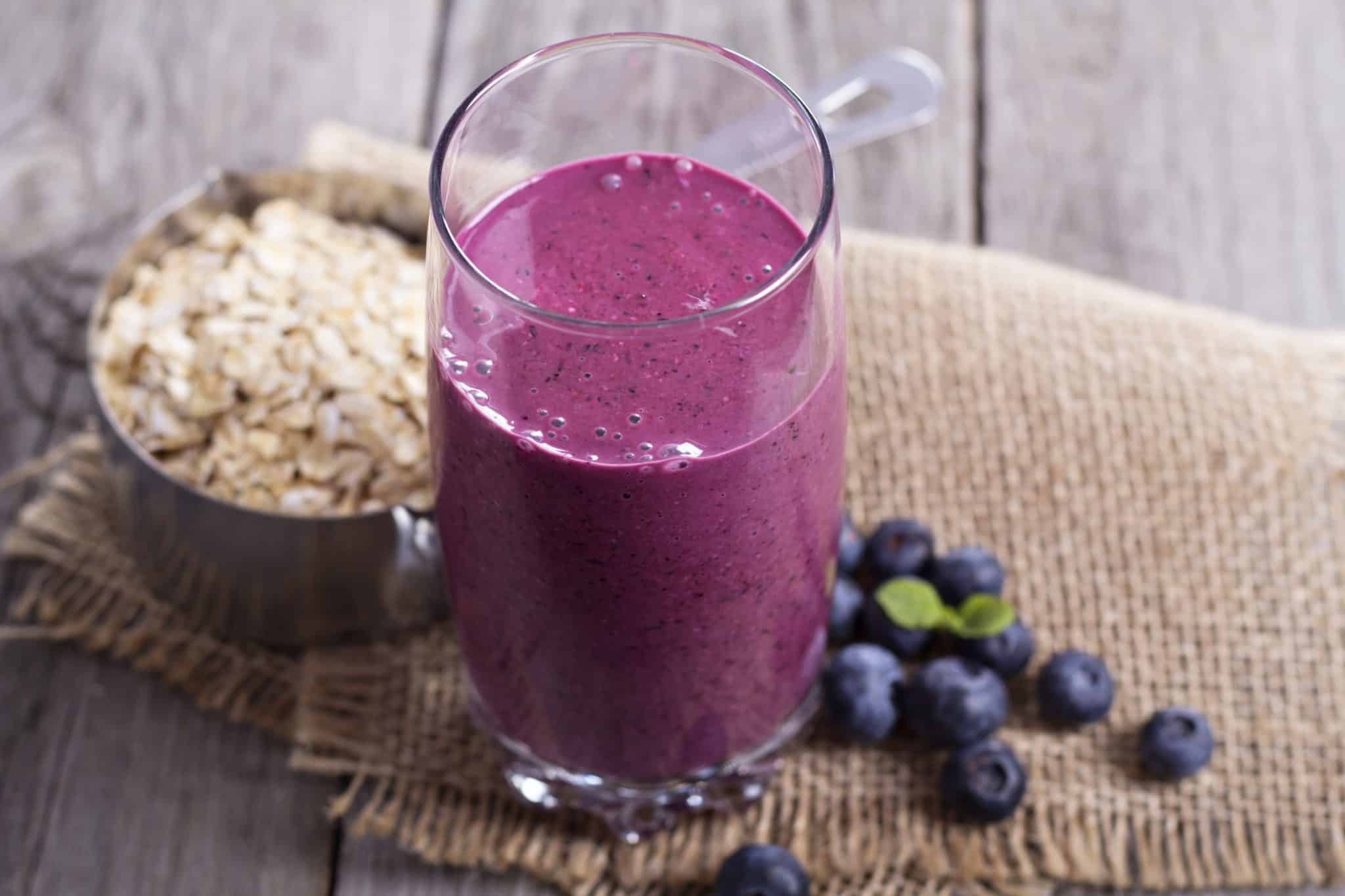 Lunch Smoothies: Quick Recipes for Busy Days - I Live for Greens
